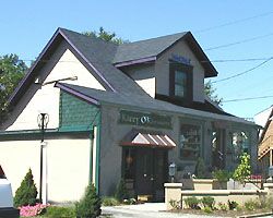 LouisvilleHotBytes Archived Review / Kitty O'Kirwan's