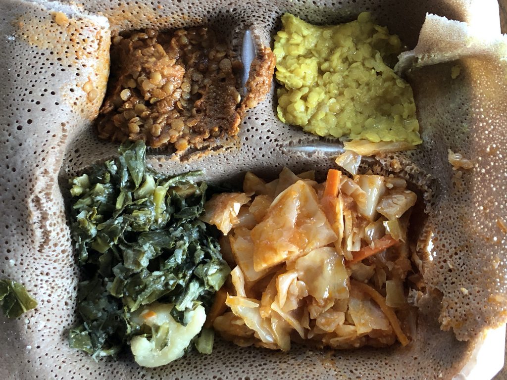 Queen of Sheba offers an Ethiopian feast | LouisvilleHotBytes.com