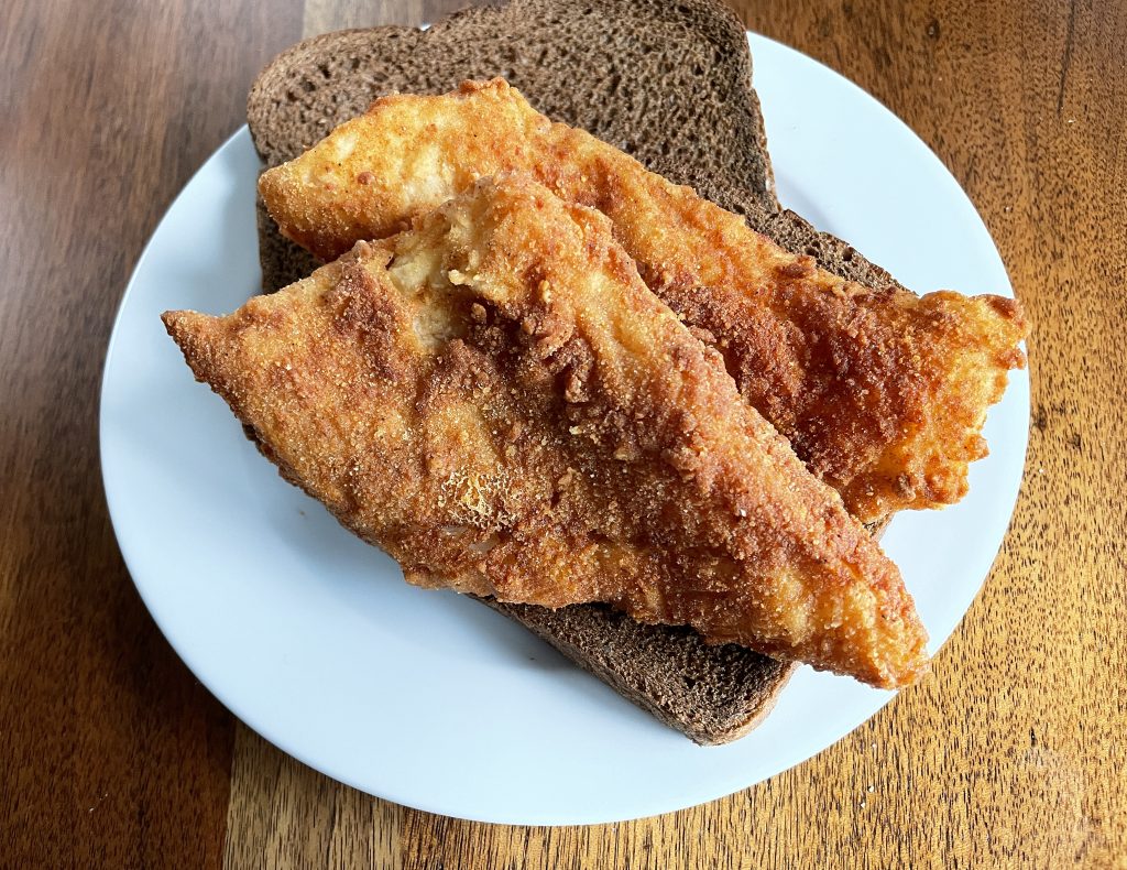 Make Sal’s your go-to for Lenten fried fish | LouisvilleHotBytes.com